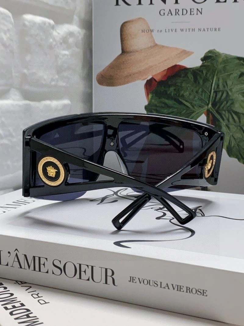 Factory-made Versace Sunglasses