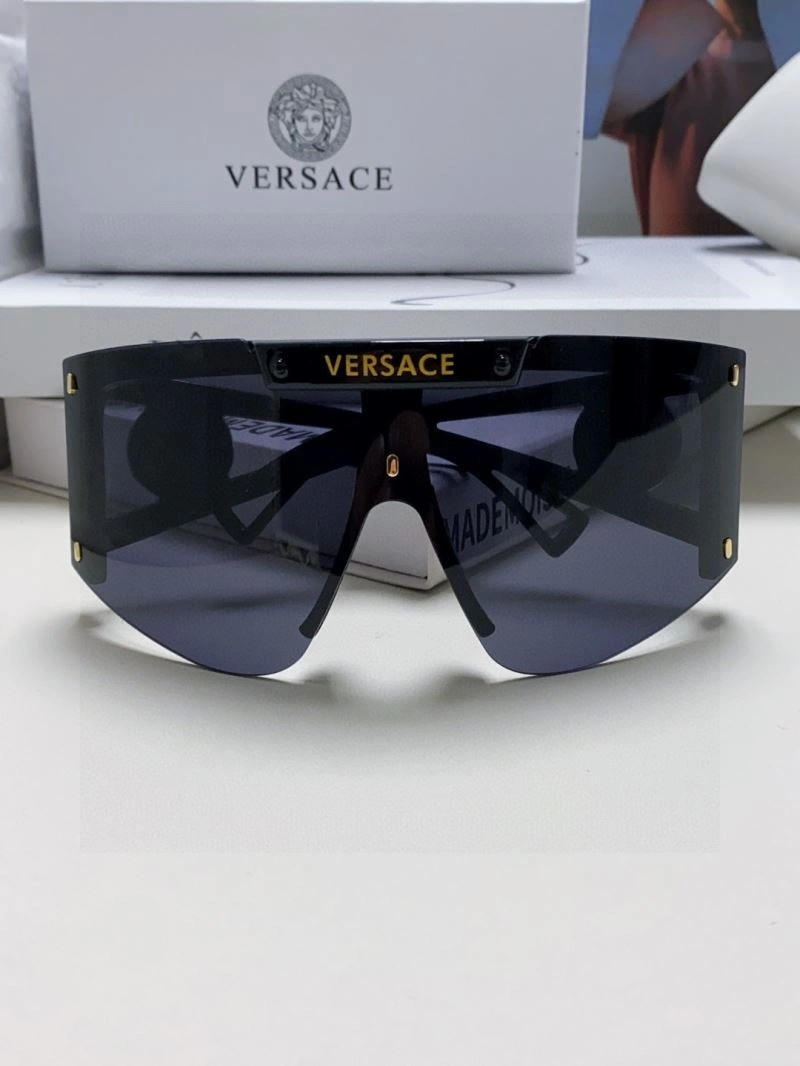 Factory-made Versace Sunglasses
