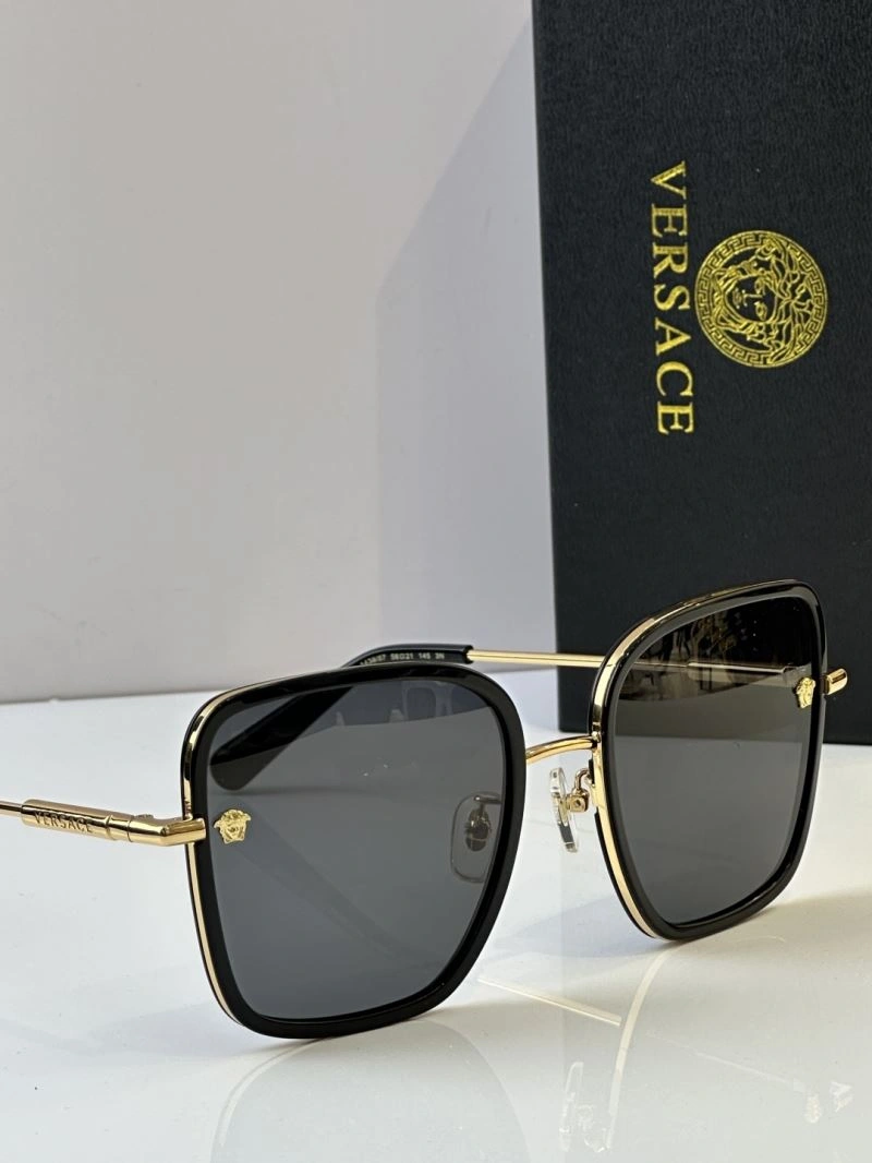 Top mirror Versace Sunglasses