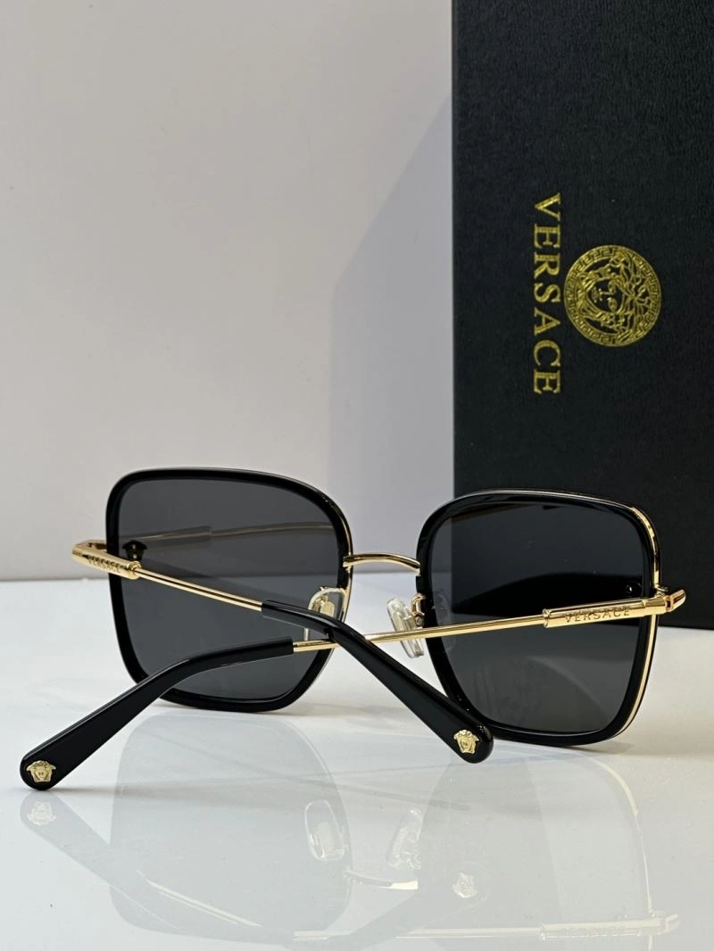 Top mirror Versace Sunglasses