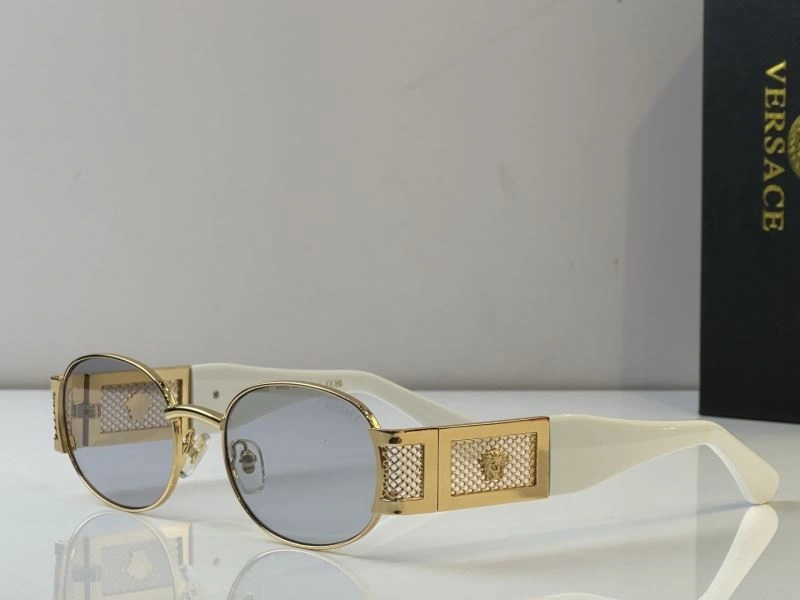 Exact replica Versace Sunglasses