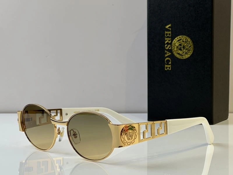 Top mirror Versace Sunglasses