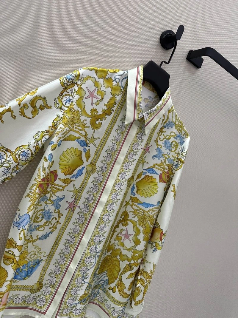 Precise copy Versace Sunscreen Jacket