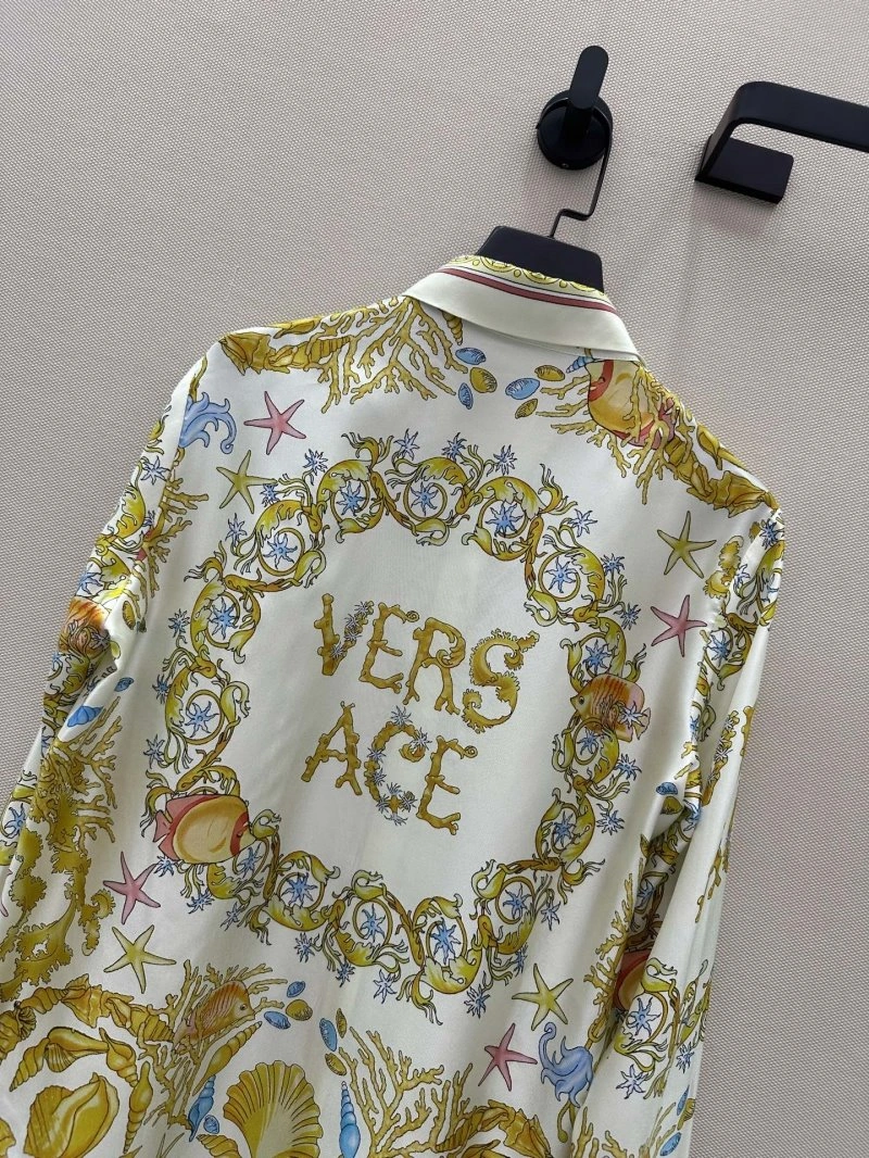 Precise copy Versace Sunscreen Jacket