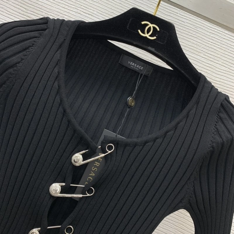 Factory-made Versace Sweaters