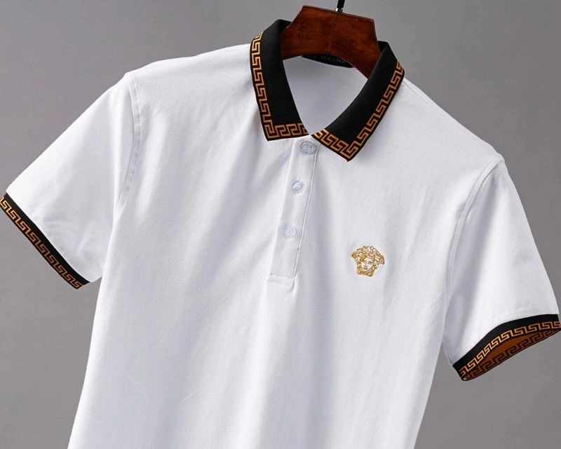 Bargain Versace T-Shirts
