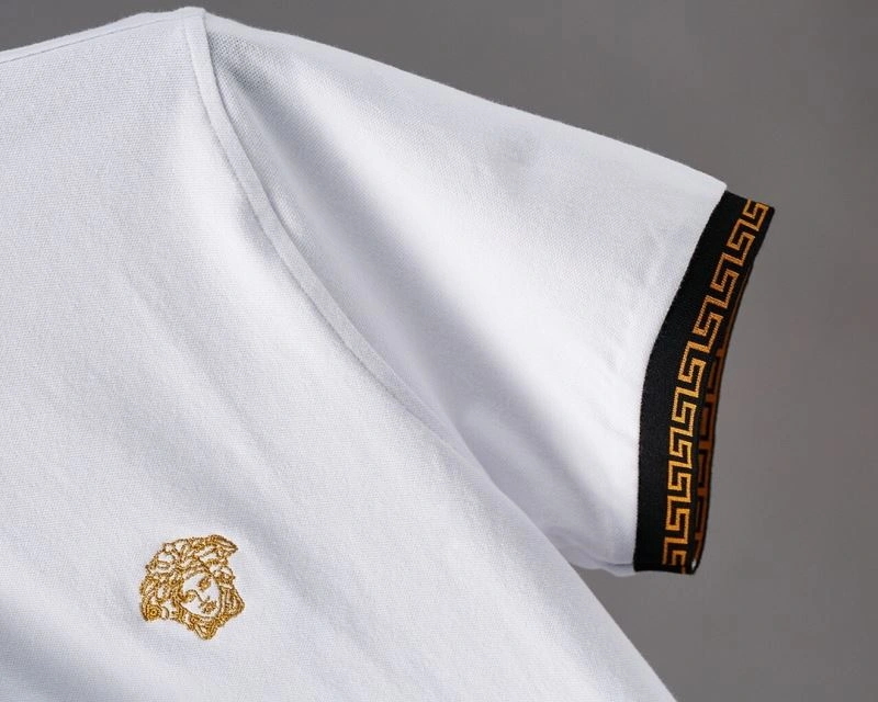 Bargain Versace T-Shirts