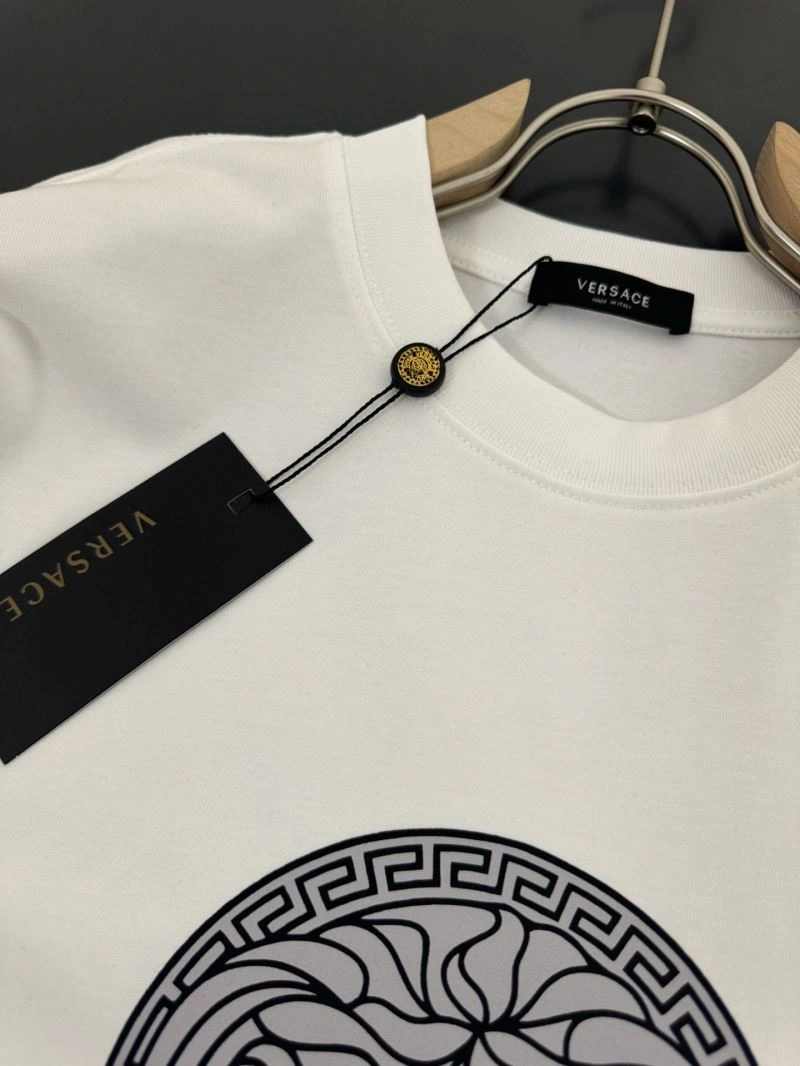Economical Versace T-Shirts