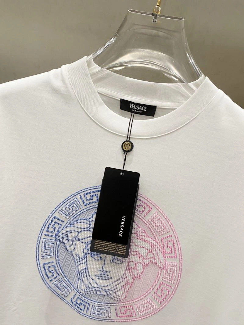 Cut-rate Versace T-Shirts