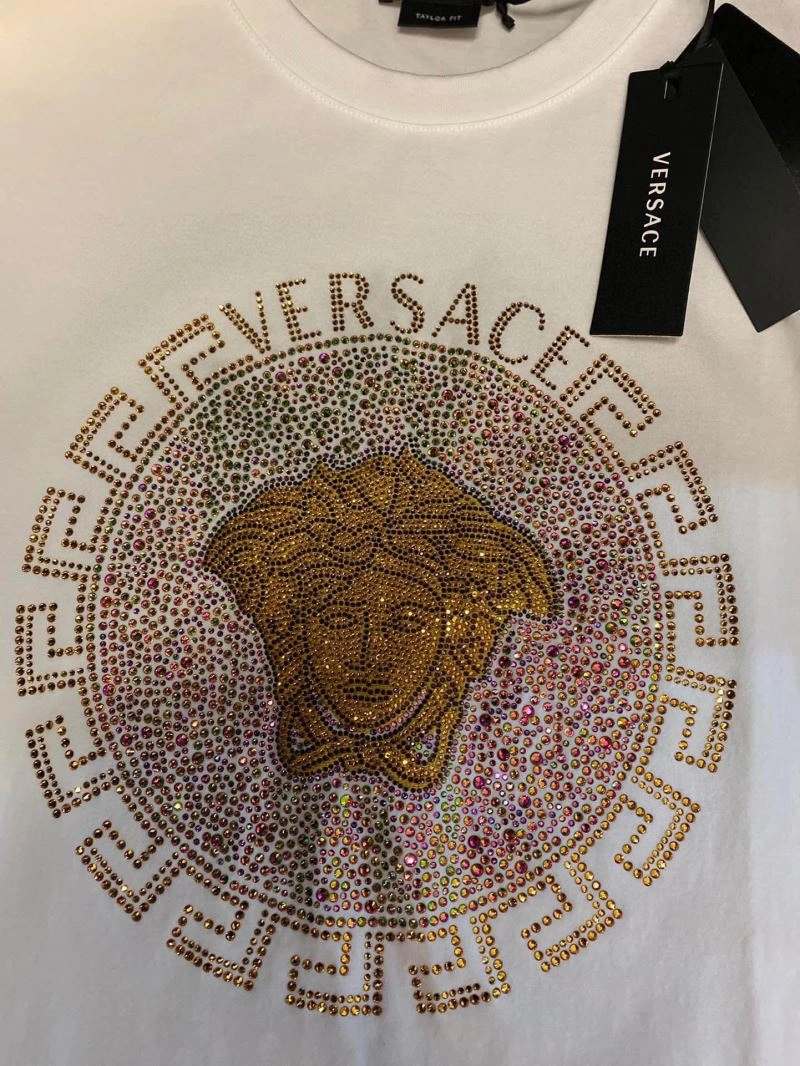 Accurate model Versace T-Shirts