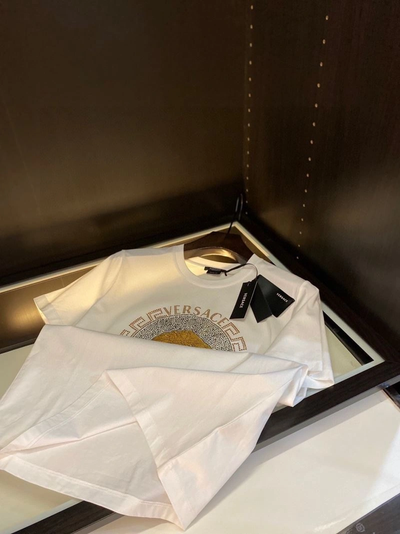 Accurate model Versace T-Shirts
