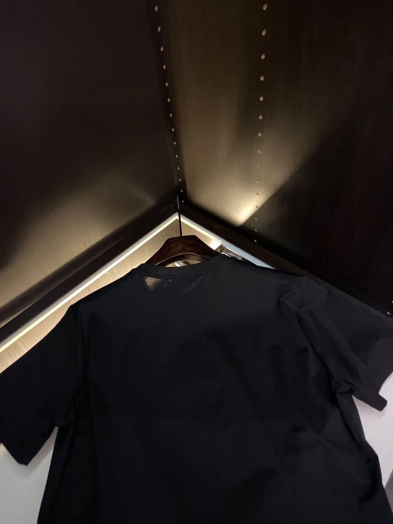 High fidelity Versace T-Shirts