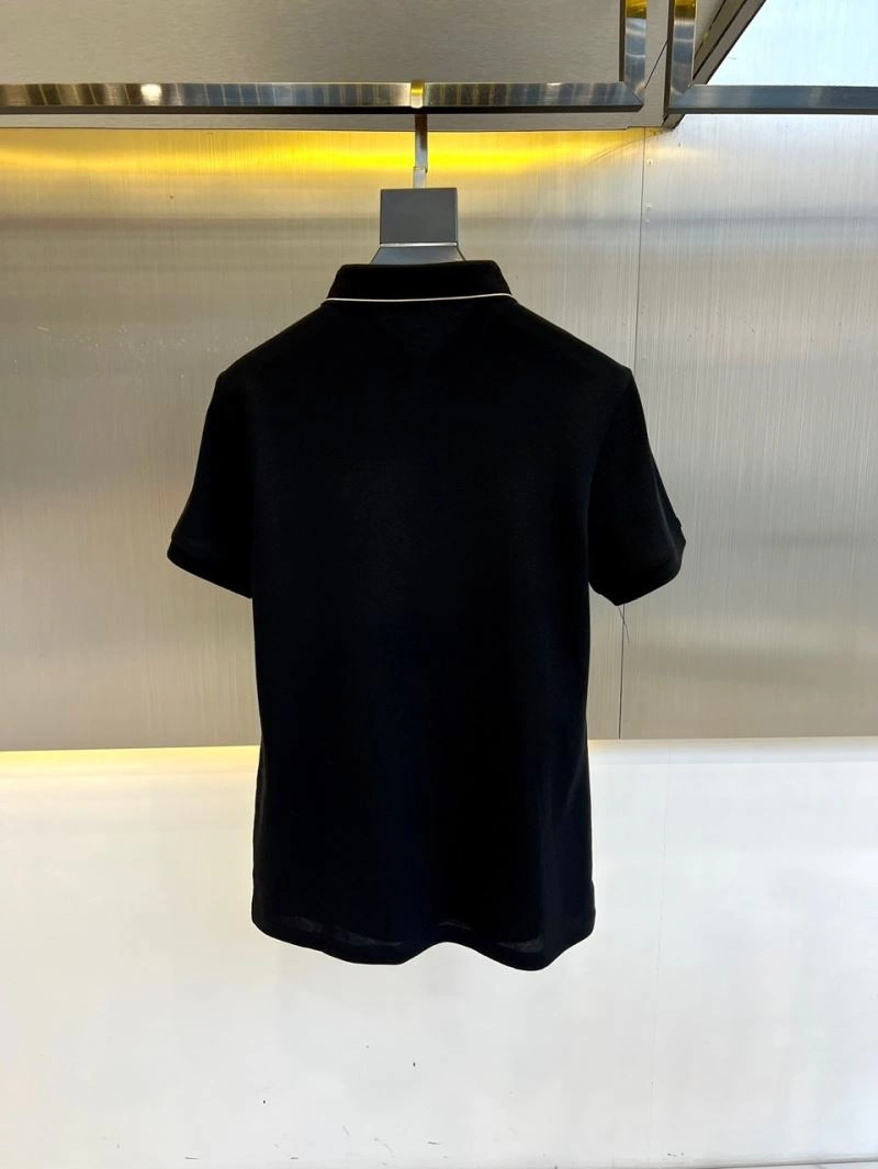 Bargain Versace T-Shirts