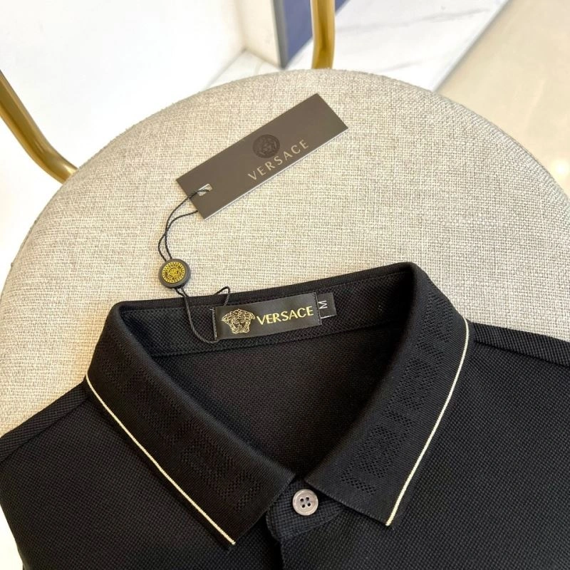 Bargain Versace T-Shirts