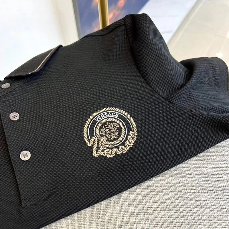 Bargain Versace T-Shirts