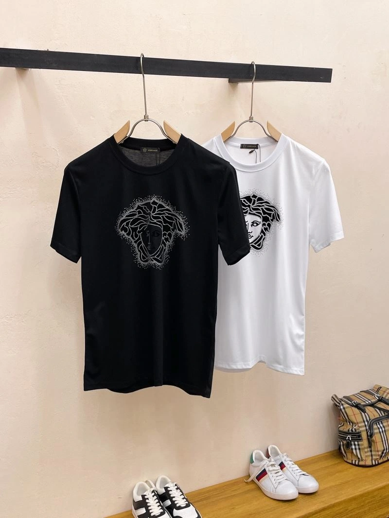 Top match Versace T-Shirts