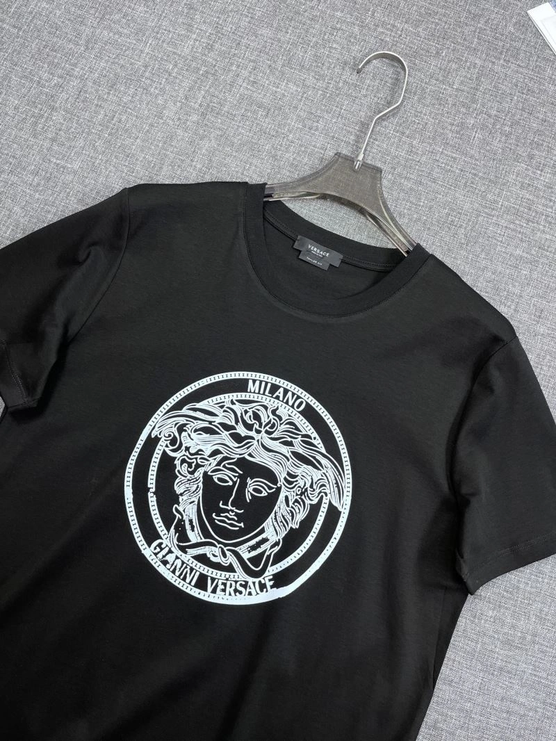 Bargain Versace T-Shirts