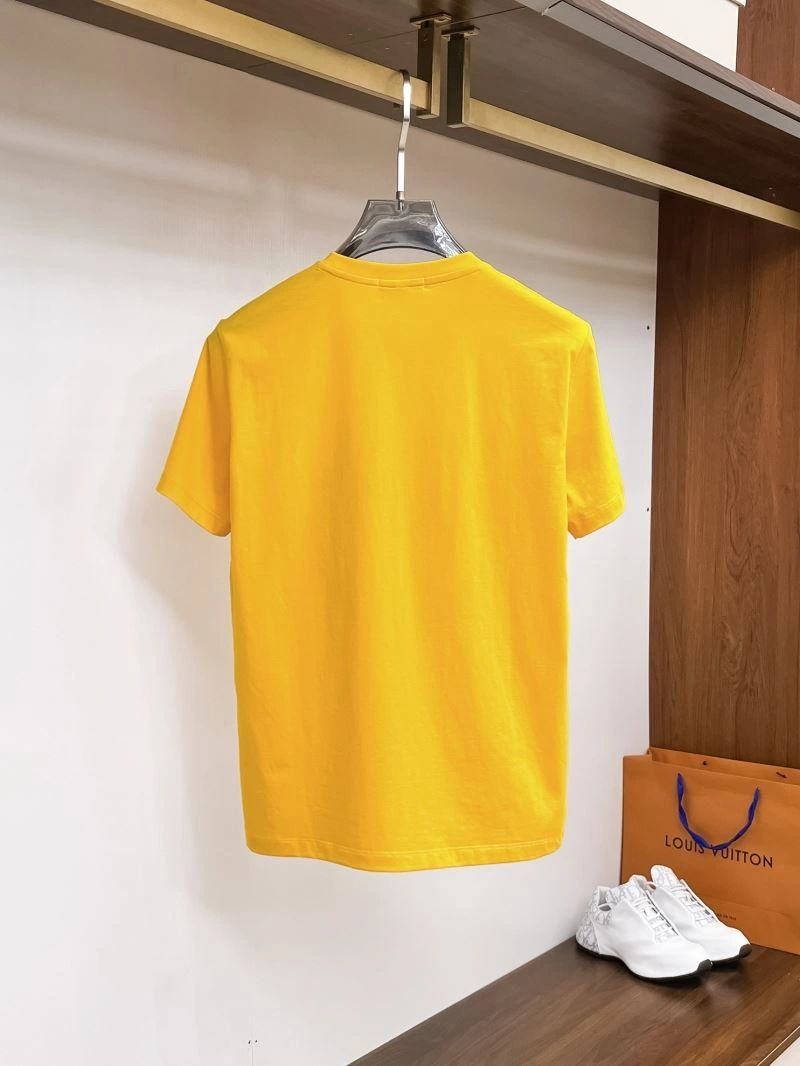 Top match Versace T-Shirts