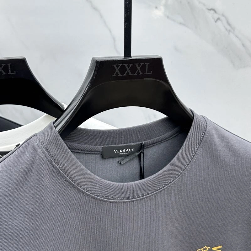 Bargain Versace T-Shirts