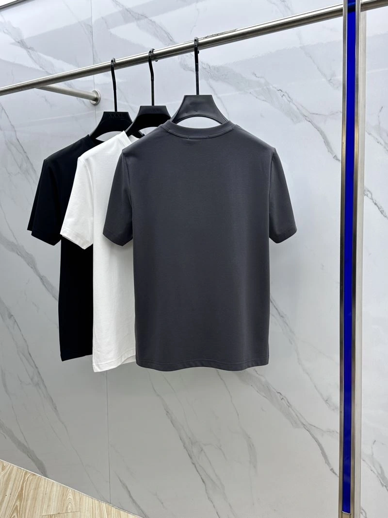 Bargain Versace T-Shirts