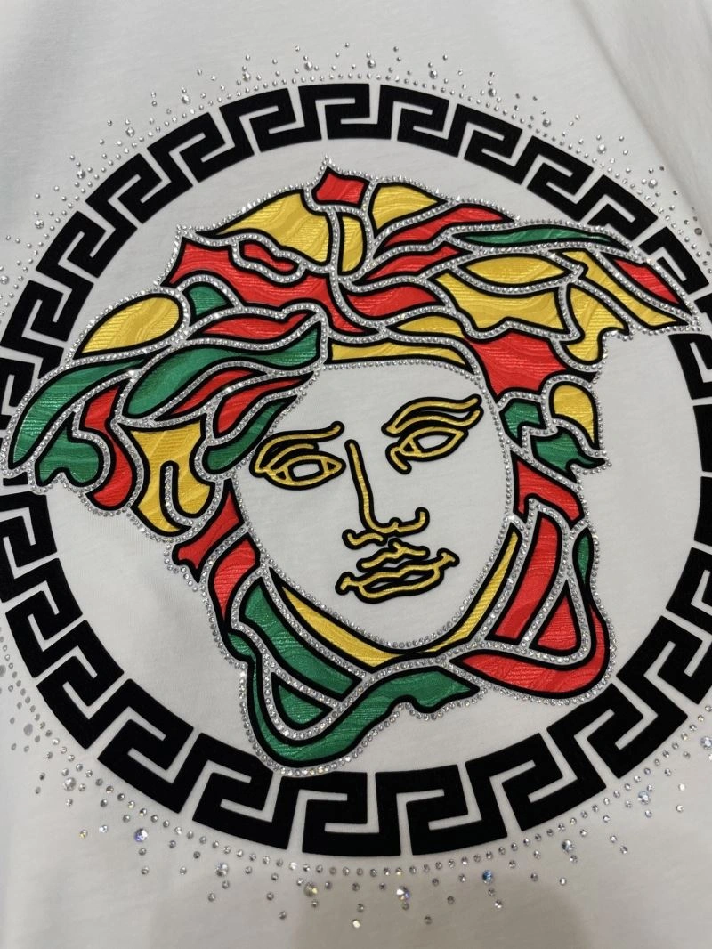 Cut-rate Versace T-Shirts