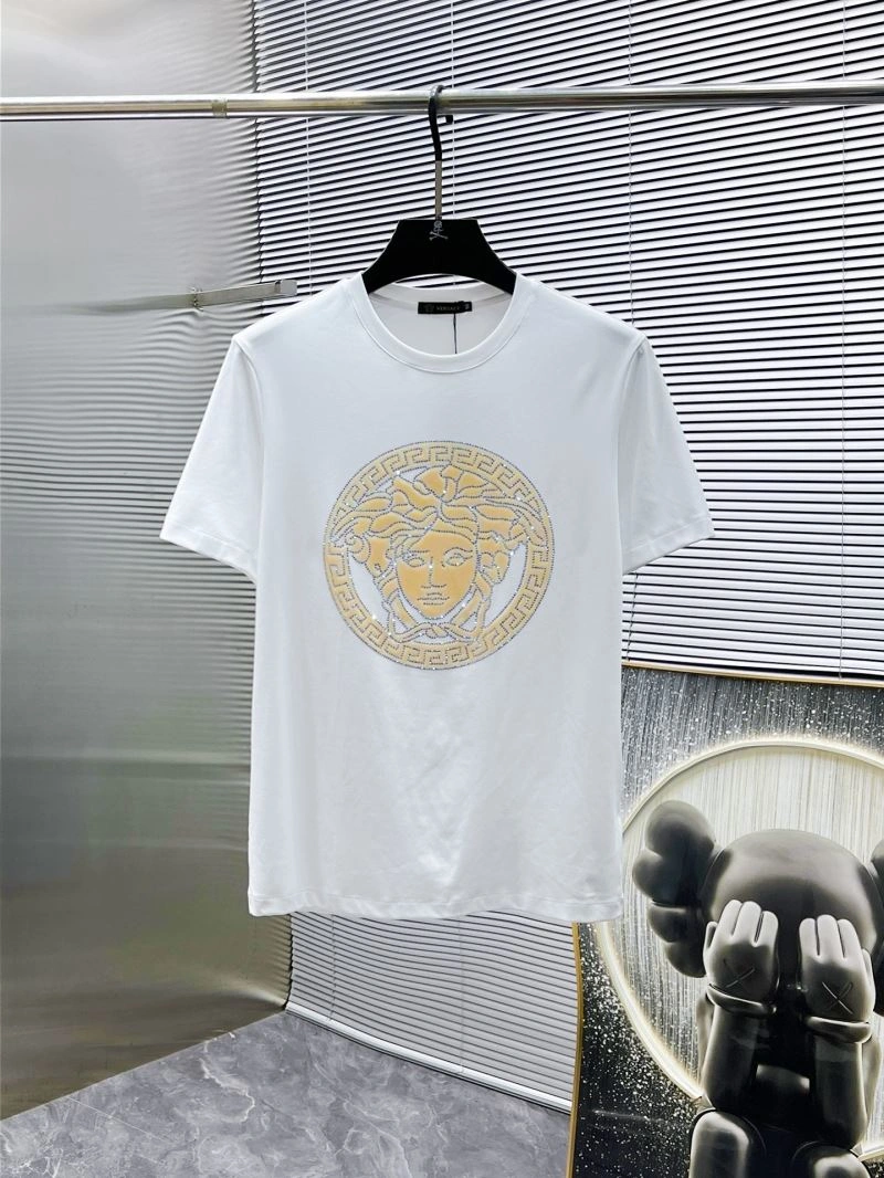 Accurate model Versace T-Shirts