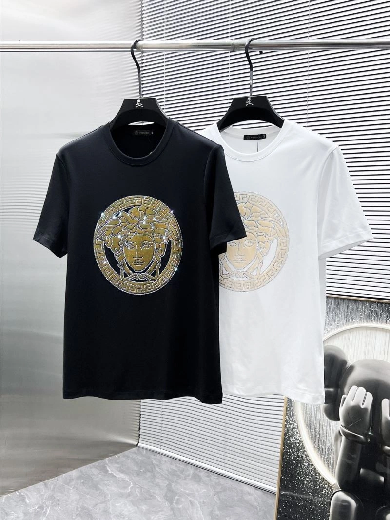 Accurate model Versace T-Shirts