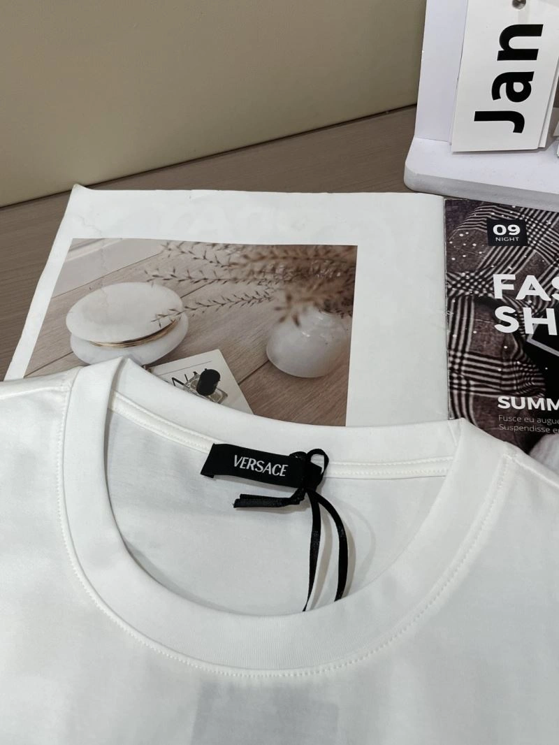 Top match Versace T-Shirts