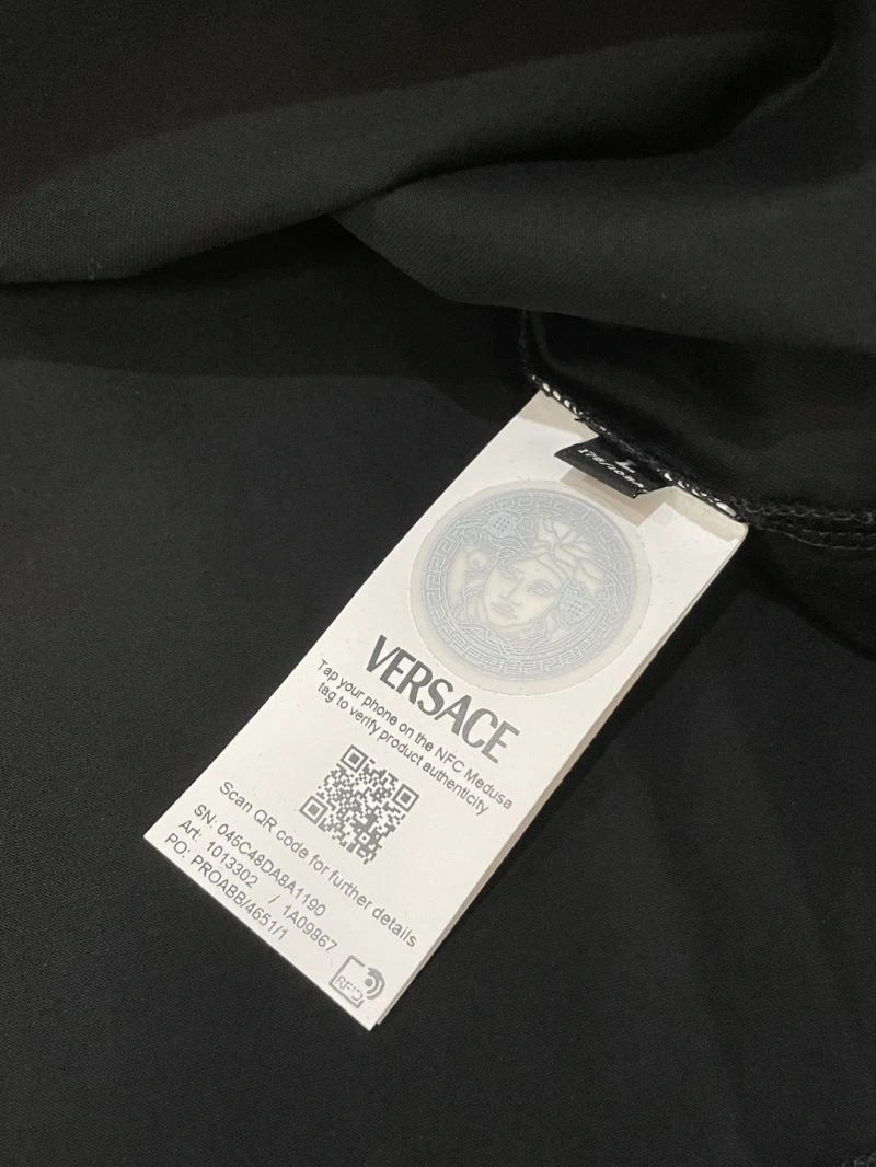 High fidelity Versace T-Shirts
