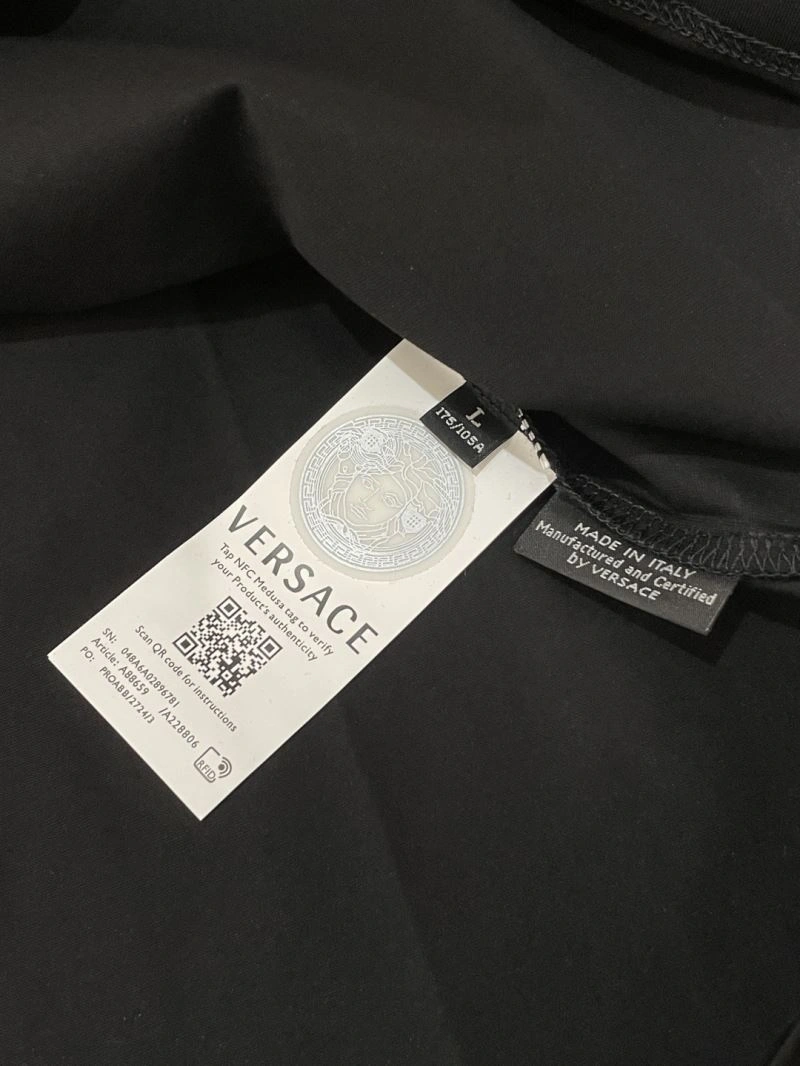 High fidelity Versace T-Shirts