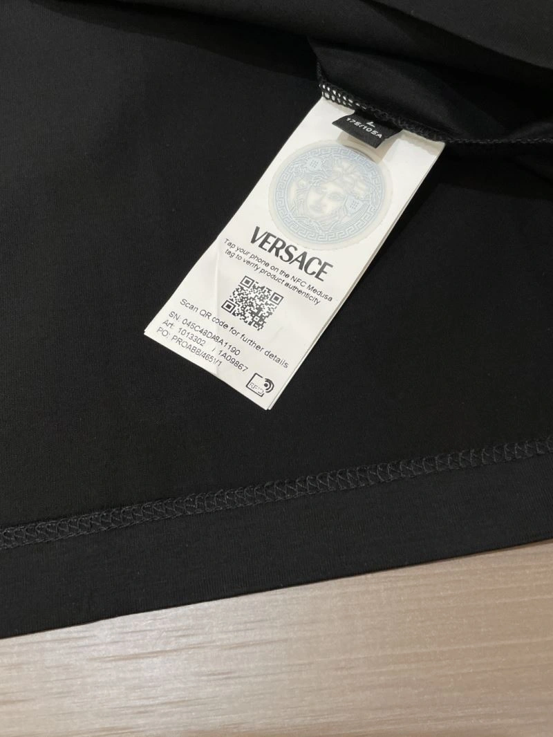 Factory-made Versace T-Shirts