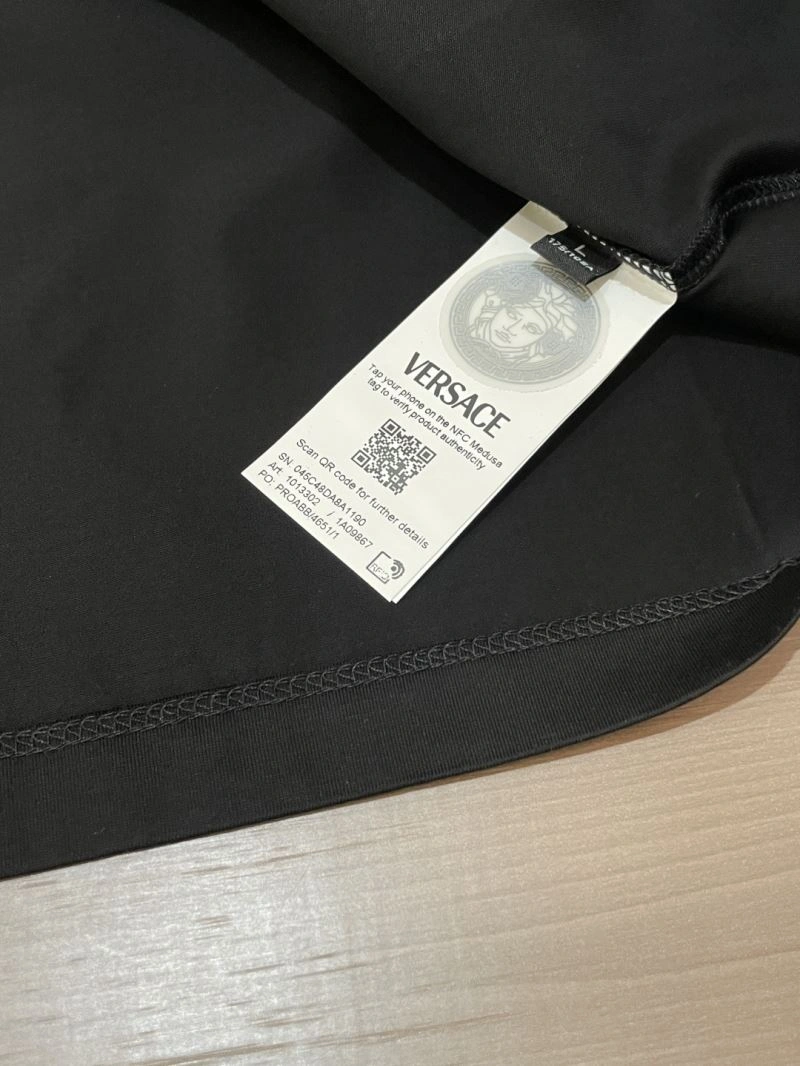 Brand-authenticated Versace T-Shirts
