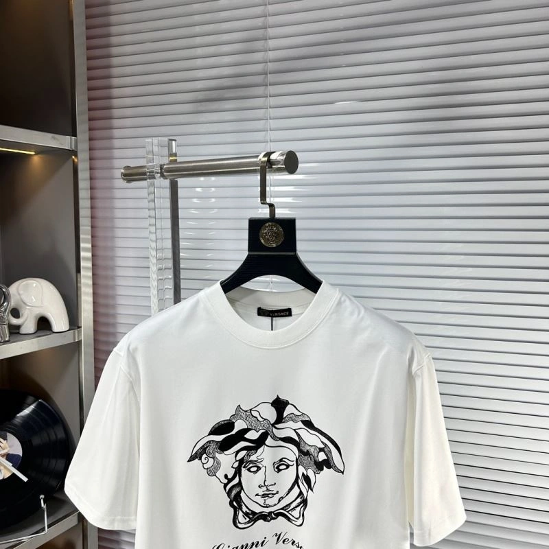 Economical Versace T-Shirts