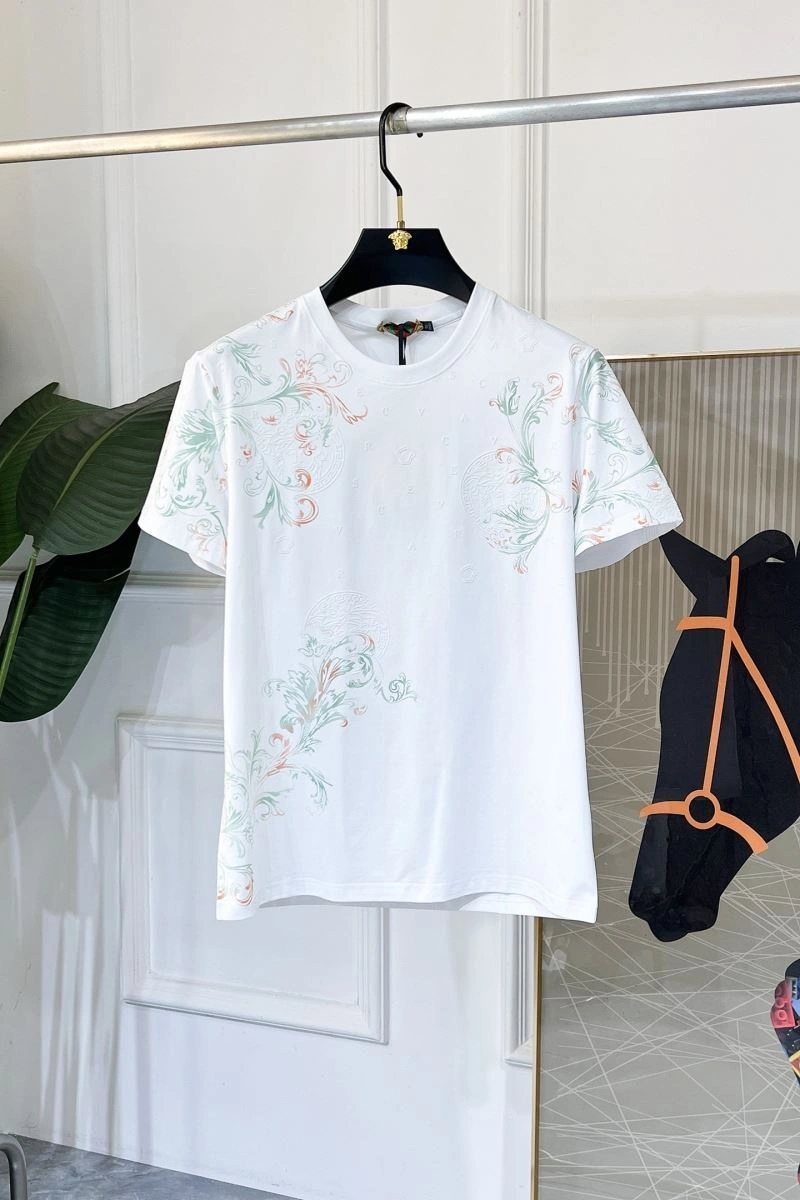 Cut-rate Versace T-Shirts