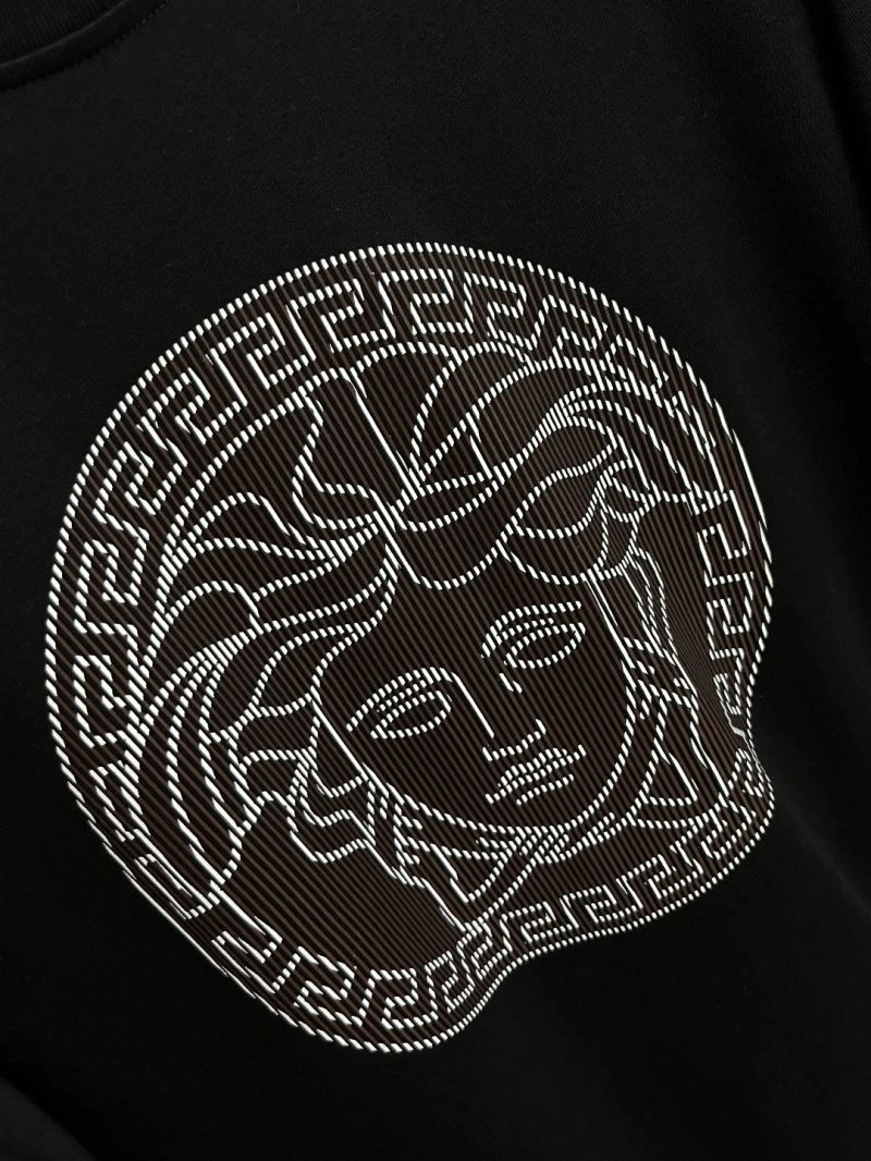 Accurate model Versace T-Shirts