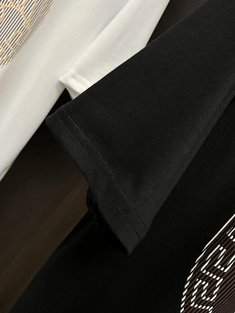Accurate model Versace T-Shirts