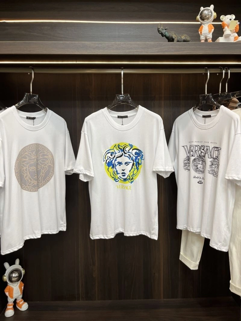 High fidelity Versace T-Shirts