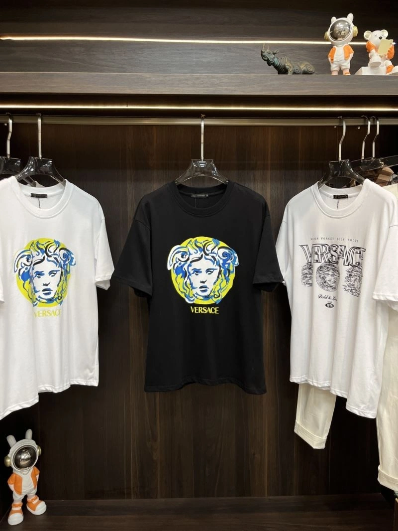 High fidelity Versace T-Shirts