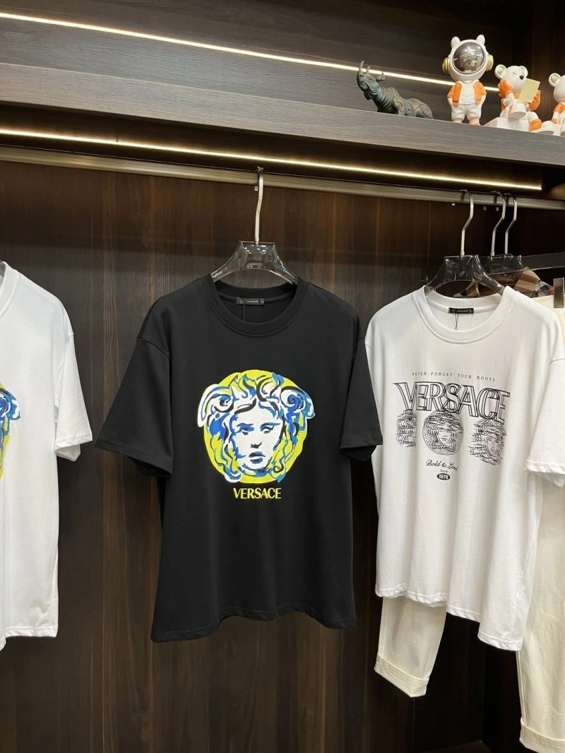 High fidelity Versace T-Shirts