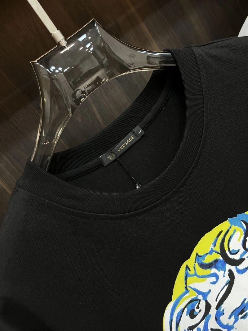 High fidelity Versace T-Shirts