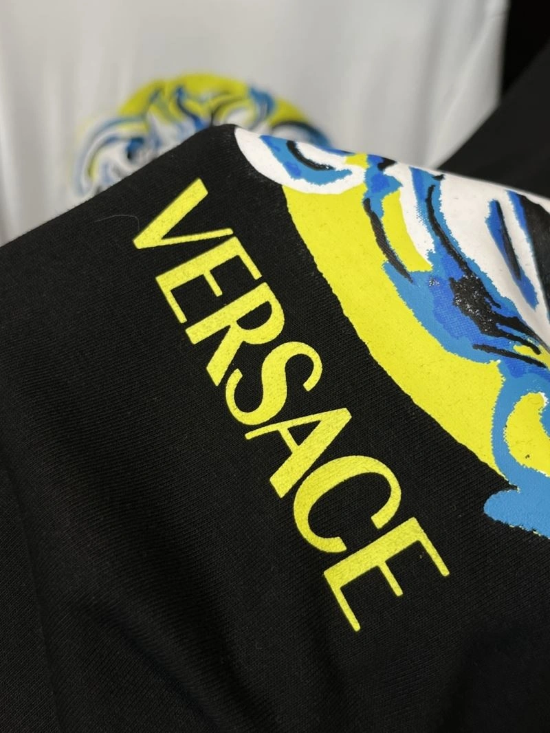High fidelity Versace T-Shirts