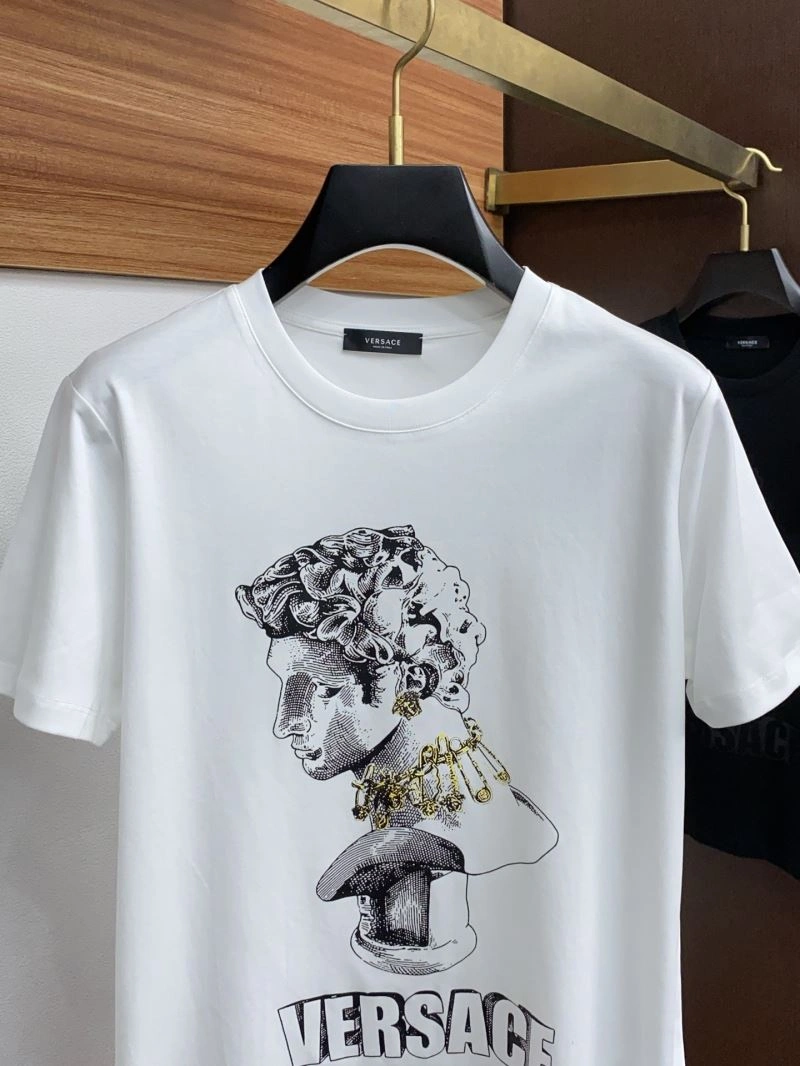 Exact replica Versace T-Shirts