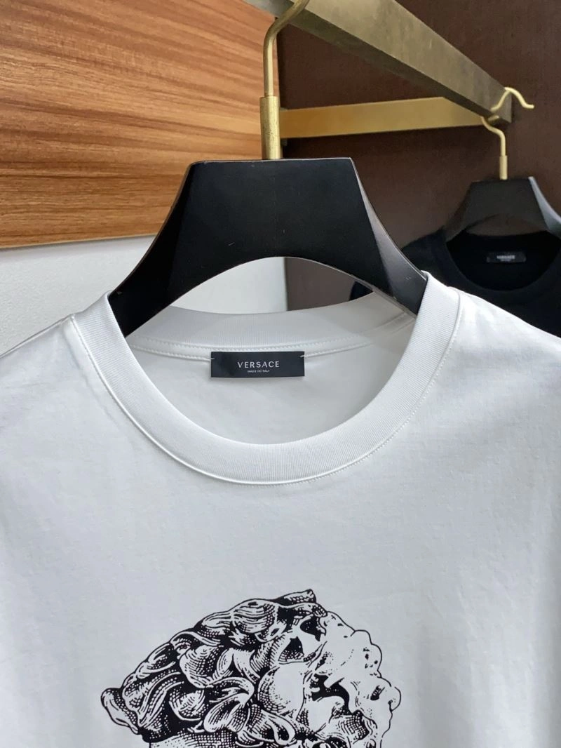 Exact replica Versace T-Shirts