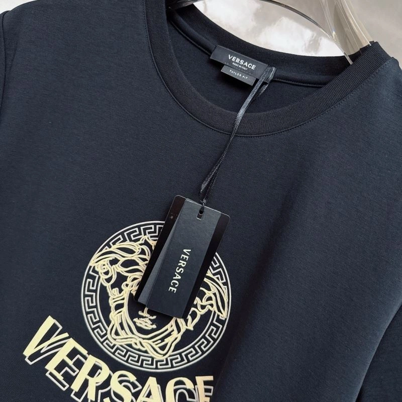 Cut-rate Versace T-Shirts