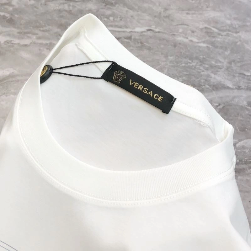 Cut-rate Versace T-Shirts