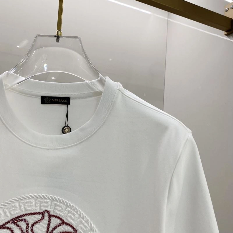 Low-cost Versace T-Shirts