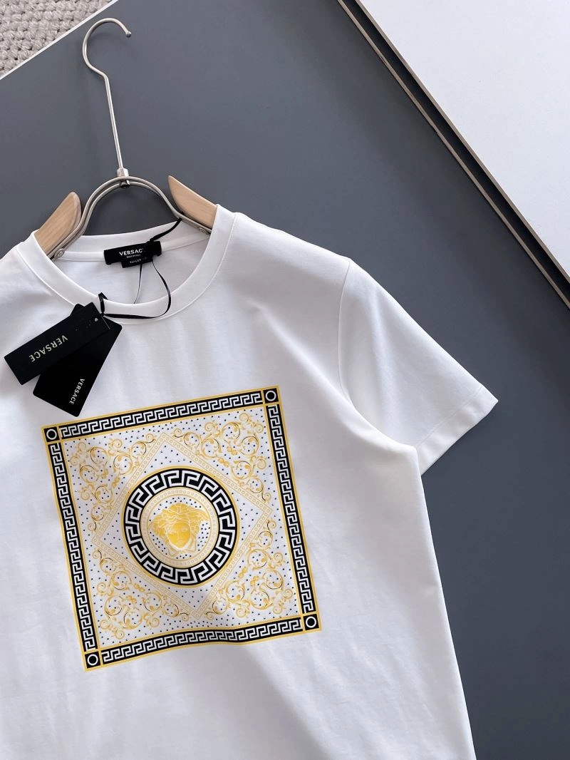 Economical Versace T-Shirts