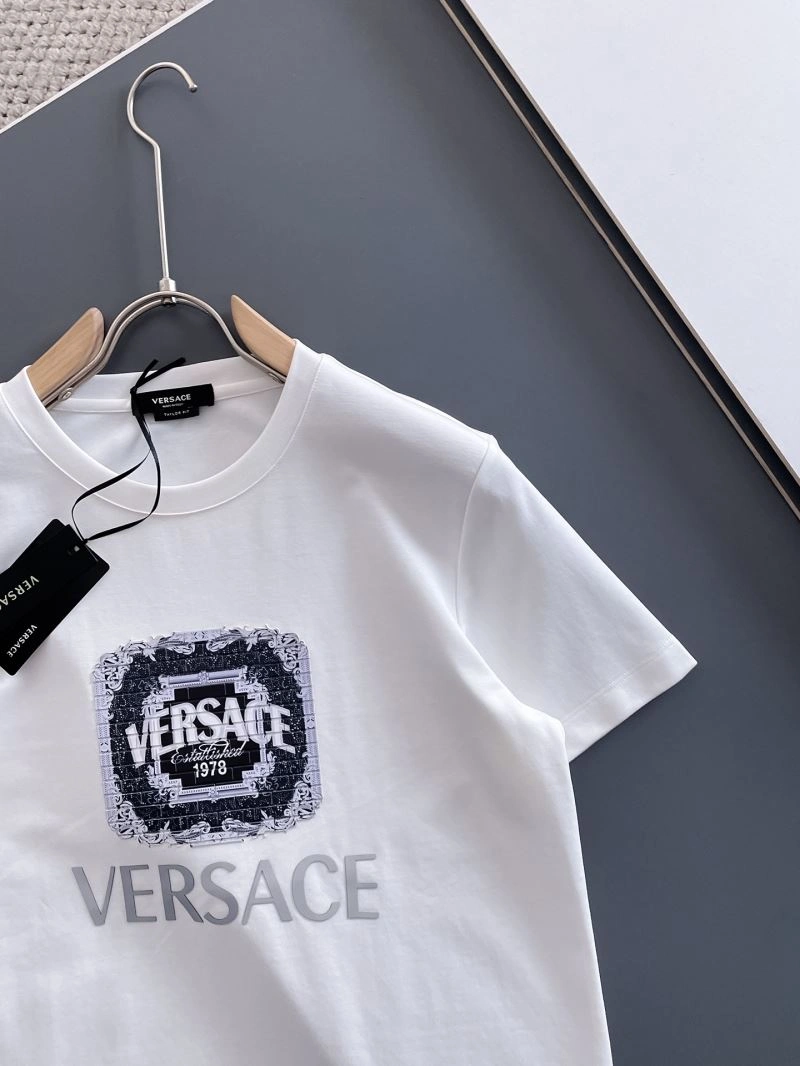 Top match Versace T-Shirts