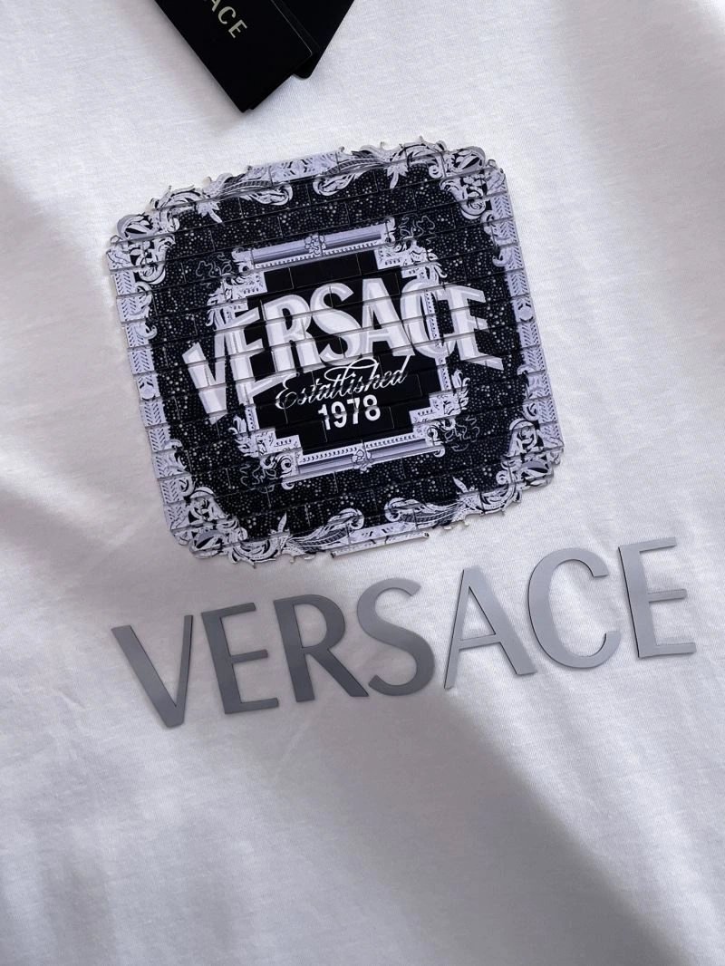 Top match Versace T-Shirts