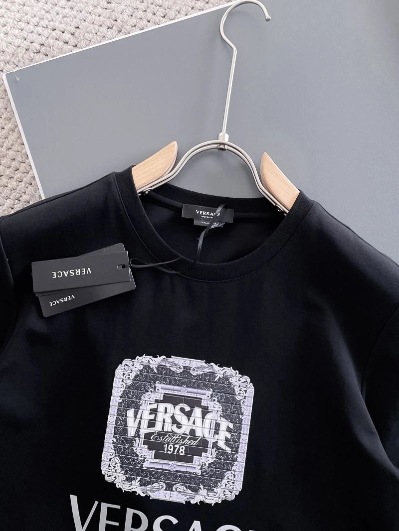 High fidelity Versace T-Shirts